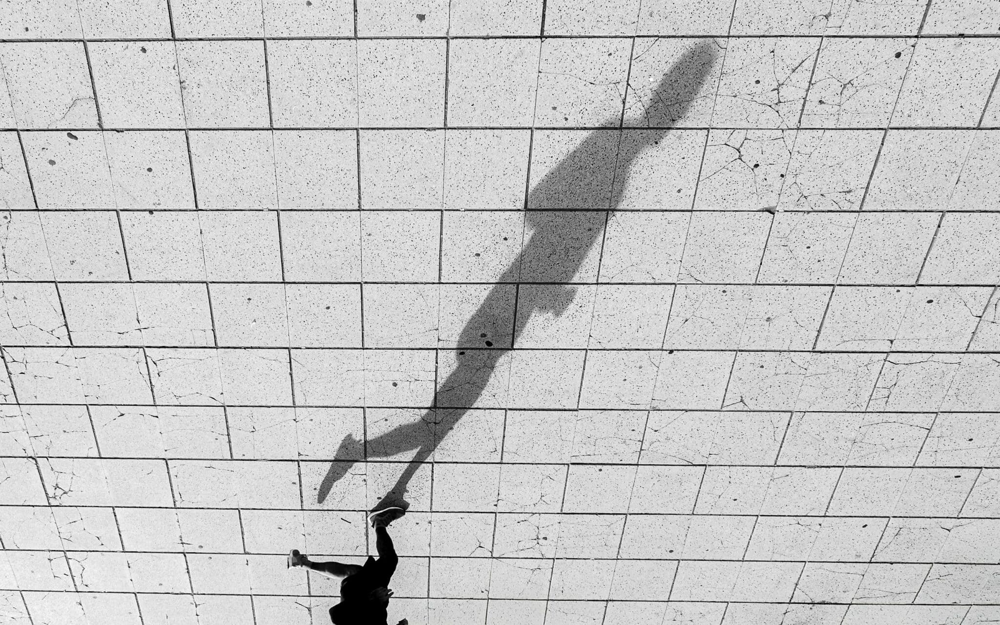 Understanding Splitting: Black-and-White Thinking Explained - ReachLink