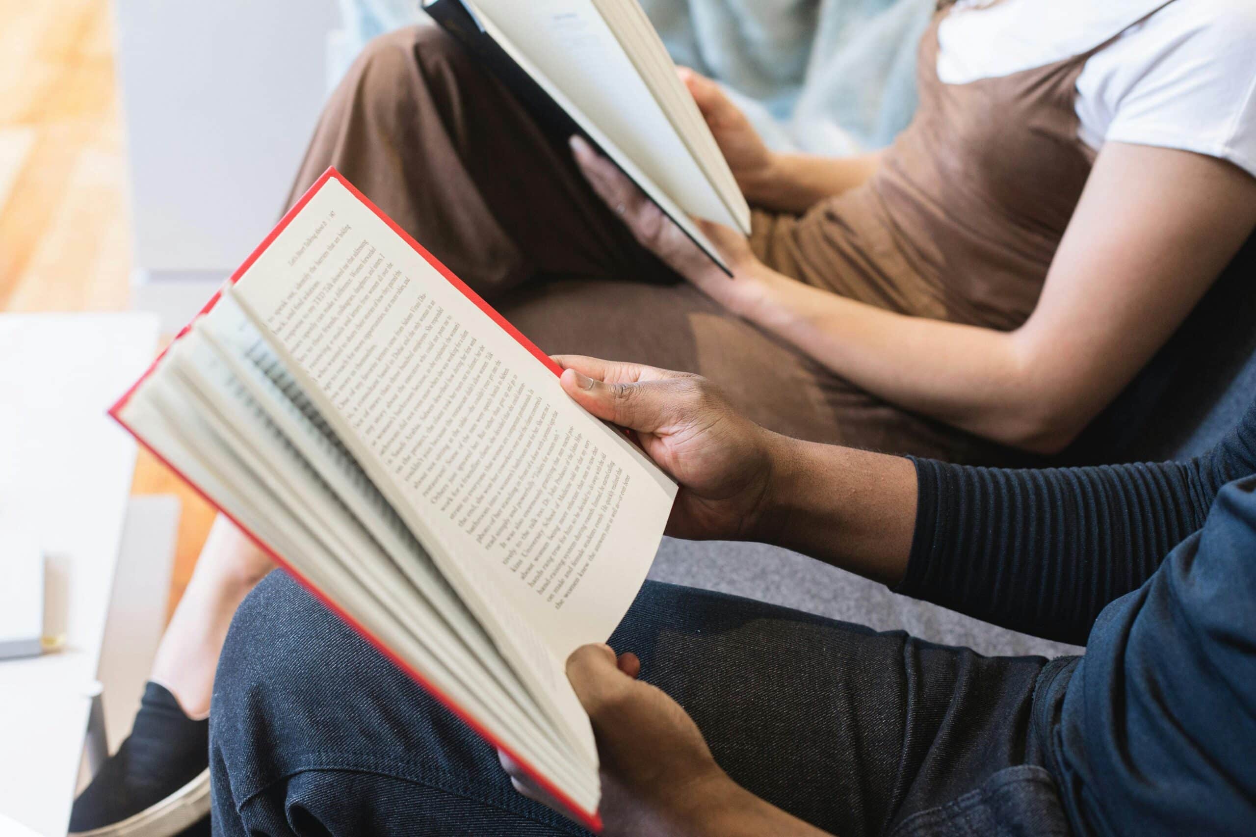 Knowledge vs Wisdom: Key Differences Explained