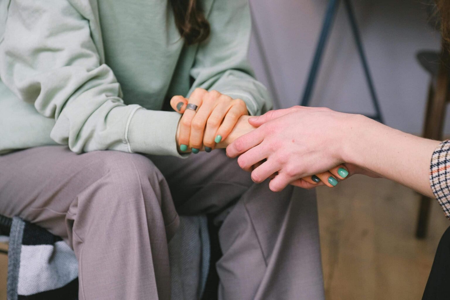 What Is Transference in Therapy? Meaning, Examples, and Signs