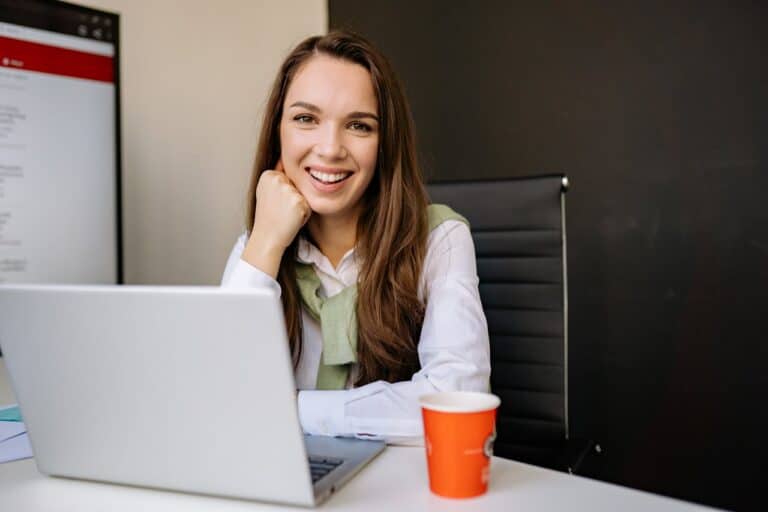 How to Protect Your Mental Health at Work and Thrive